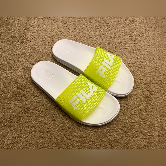 Fila | Shoes | Fila Womens Slides | Poshmark